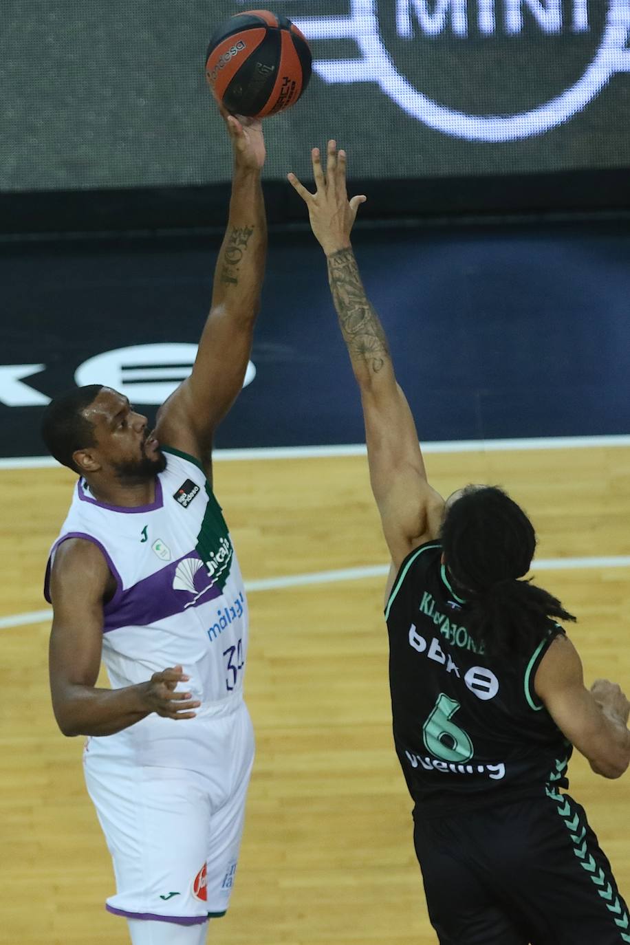 El Surne Bilbao Basket- Unicaja, en imágenes | Diario Sur